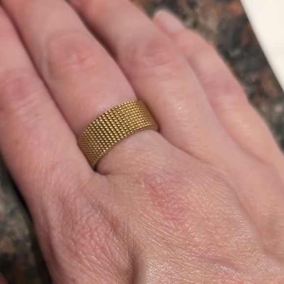 Plunder | Jewelry | Gold Mesh Ring | Poshmark